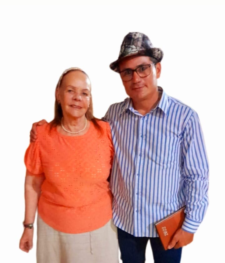 El escritor riocuarteño Maynor Sánchez realiza entrevista a la esposa ...