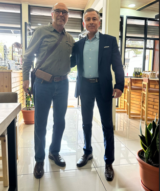 Médico Jorge Roldán agradece a Roberto Salom apoyo de la UCR para la ...