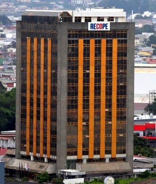 Recope en la mira, otra vez - SURCOS Digital